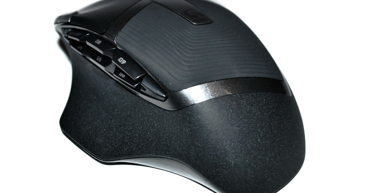 Logitech G602 Wireless Gaming Mouse 04 – Techgage